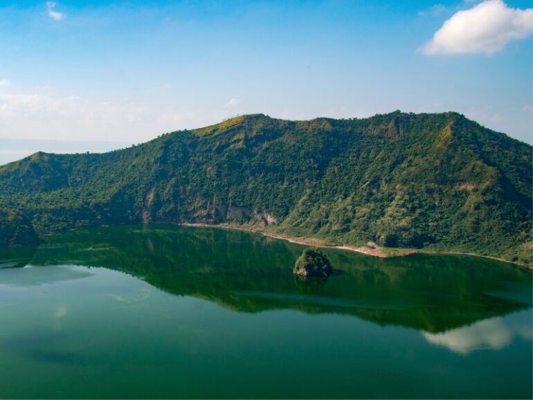 Batangas Travel Guide: Top Things to Do, See and Eat in Batangas