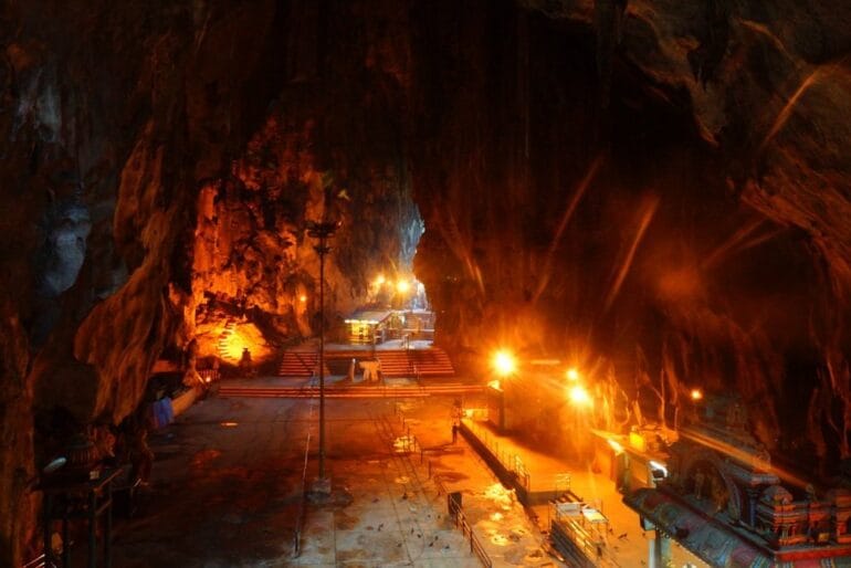 Batu Caves Travel Guide: Top 10 Things to Do at the Batu Caves