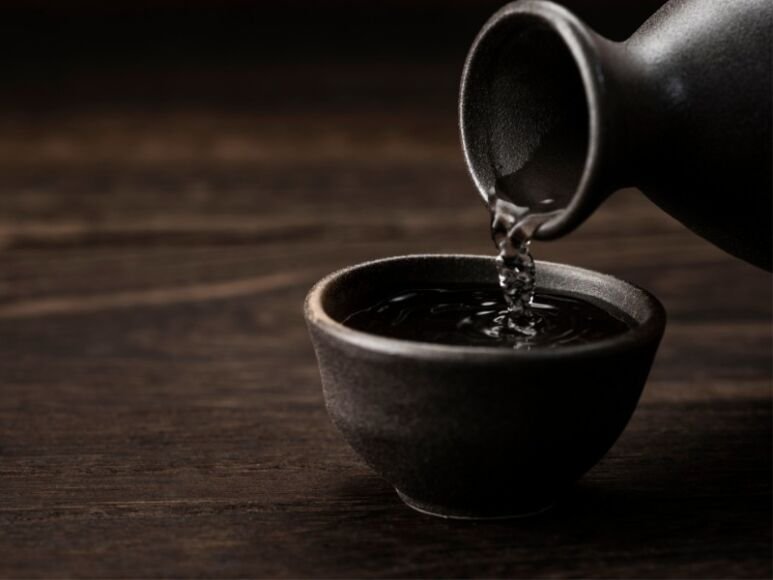 A Deep Dive into Japan's Sake Culture: From Production to Tasting